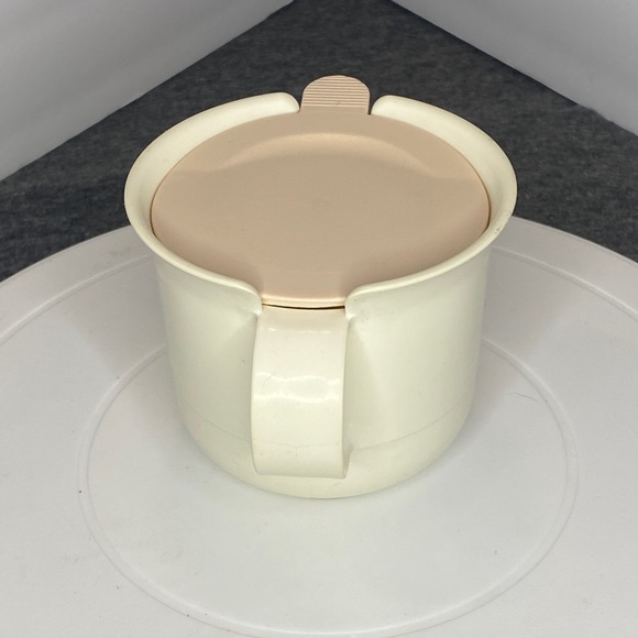 Tupperware | Kitchen | Vintage Tupperware Sugar Container With Lid ...